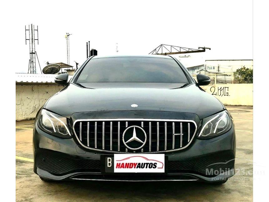 Jual Mobil Mercedes-Benz E250 2016 Avantgarde CBU 2.0 di DKI Jakarta ...