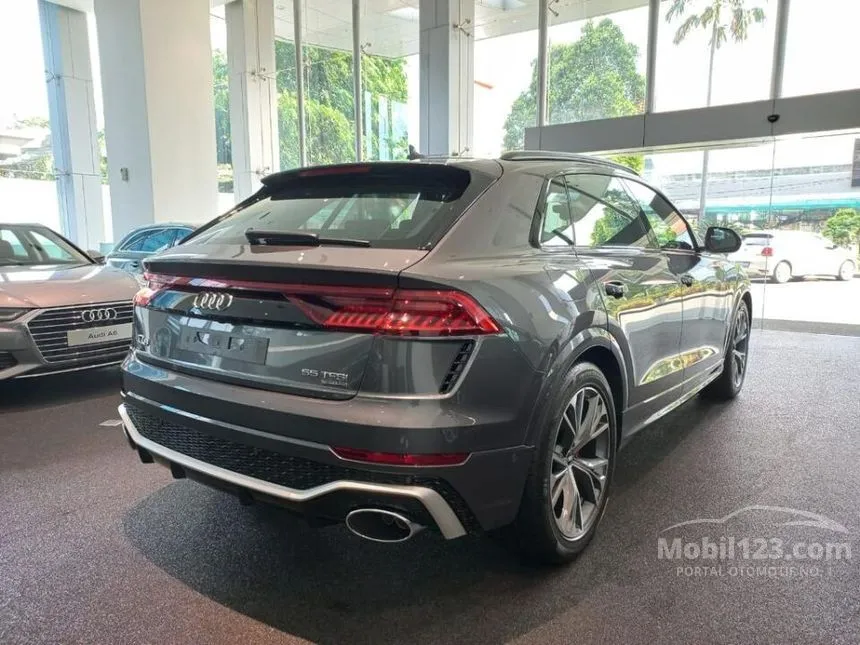 Jual Mobil Audi Q8 2022 TFSI quattro 3.0 di DKI Jakarta Automatic Wagon ...