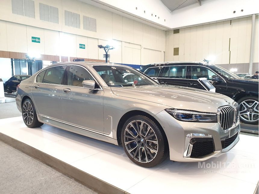 Jual Mobil BMW 730Li 2019 2.0 di DKI Jakarta Automatic Sedan Silver Rp 1.990.000.000 - 6550296 ...
