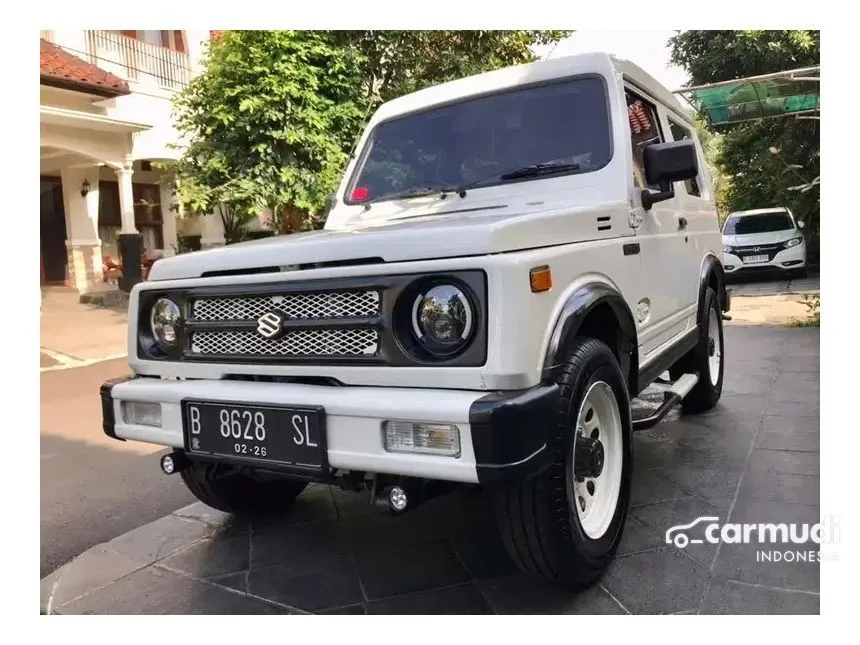 Jual Mobil Suzuki Katana 2001 GX 1.0 di Jawa Barat Manual Wagon Putih ...