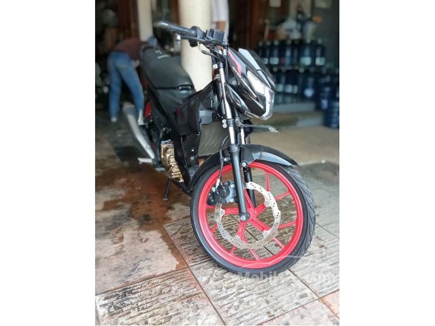 Jual Motor Suzuki Inazuma 2016 250 Manual 0.2 di Banten Manual Sport ...