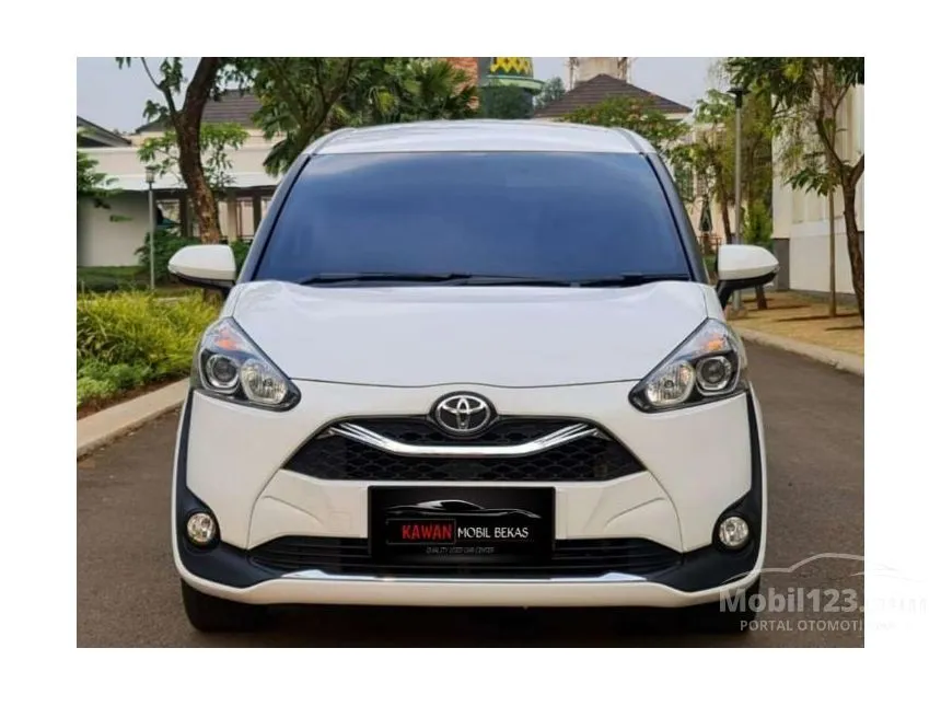 Jual Mobil Toyota Sienta 2021 V 1.5 di Banten Automatic MPV Putih Rp ...