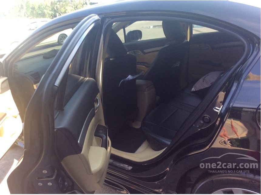 Honda Civic 2014 FB (ปี 12-16) Modulo 1.8 เกียร์อัตโนมัติ สีดำ ...