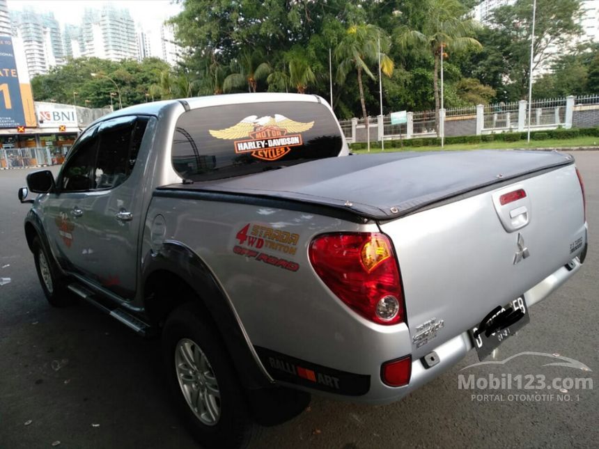 Jual Mobil Mitsubishi Strada Triton 2010 GLS 2.5 di DKI Jakarta Manual ...