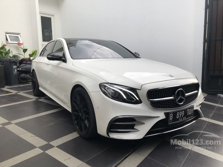 Jual Mobil Mercedes-Benz E300 2017 AMG Line 2.0 di DKI Jakarta ...