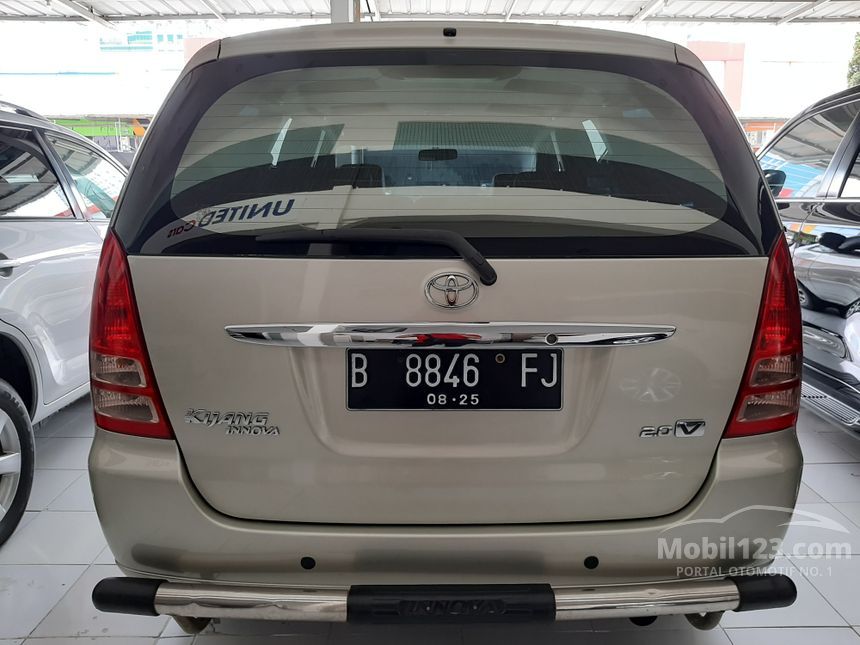 Jual Mobil Toyota Kijang Innova 2005 V 2.0 di DKI Jakarta Automatic MPV ...
