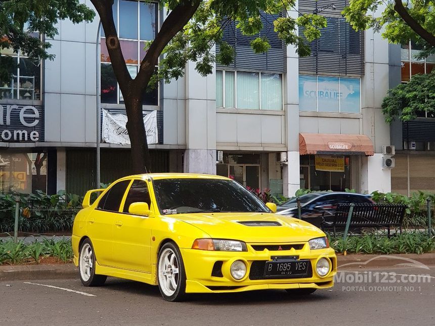Jual Mobil Mitsubishi Lancer 2002 1.6 GLXi 1.6 di Banten Manual Sedan ...