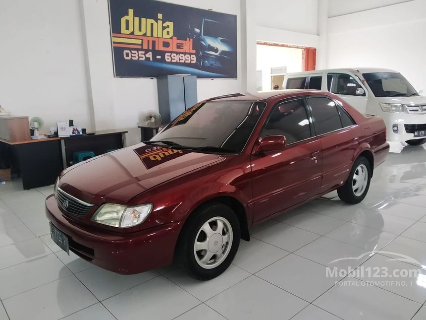 Jual Mobil Toyota Soluna 2002 GLi 1.5 di Jawa Timur Manual Sedan Marun ...