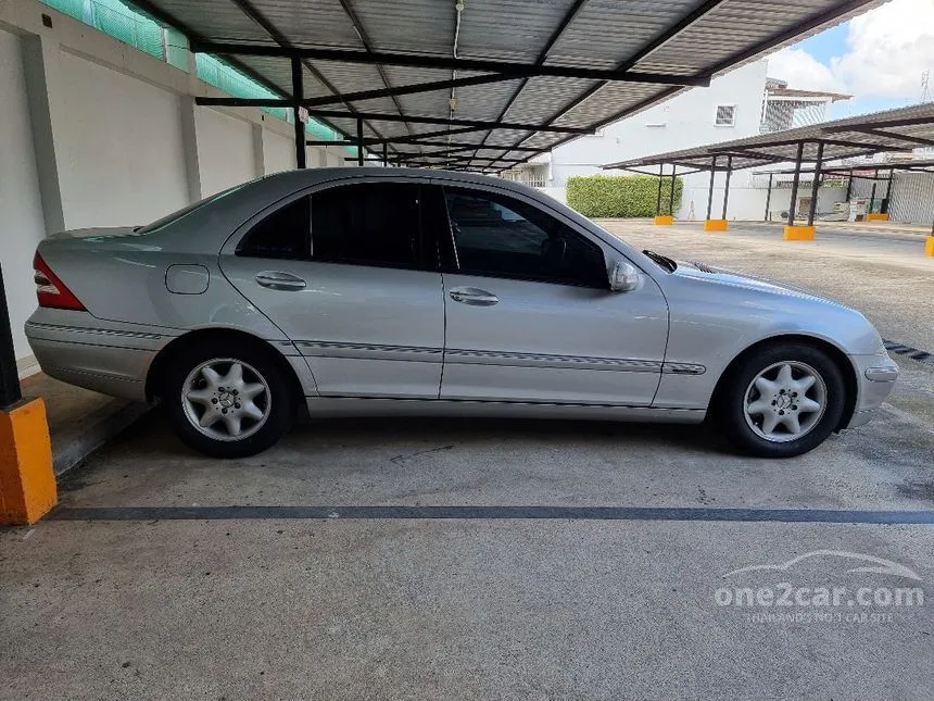 2006 Mercedes-Benz C180 Kompressor W203 (ปี 01-07) 1.8 Classic Sedan AT ...
