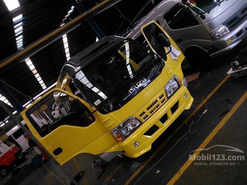 Jual Mobil Isuzu Elf 2015 NKR 55 MICROBUS LWB Manual 2.8 di DKI Jakarta ...