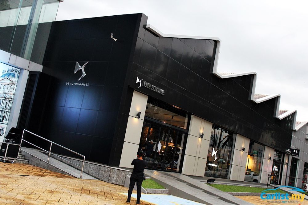 The First DS Store Opens In ASEAN – Another DS Model Coming In 2019 ...