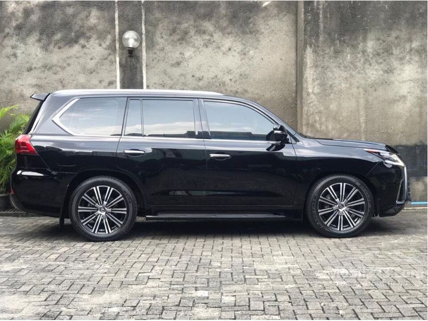 Jual Mobil Lexus LX570 2018 5.7 di DKI Jakarta Automatic SUV Hitam Rp 2 ...