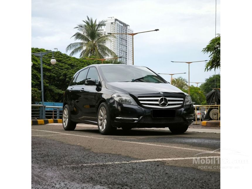Jual Mobil Mercedes-Benz B200 2012 Urban 1.6 di DKI Jakarta Automatic ...