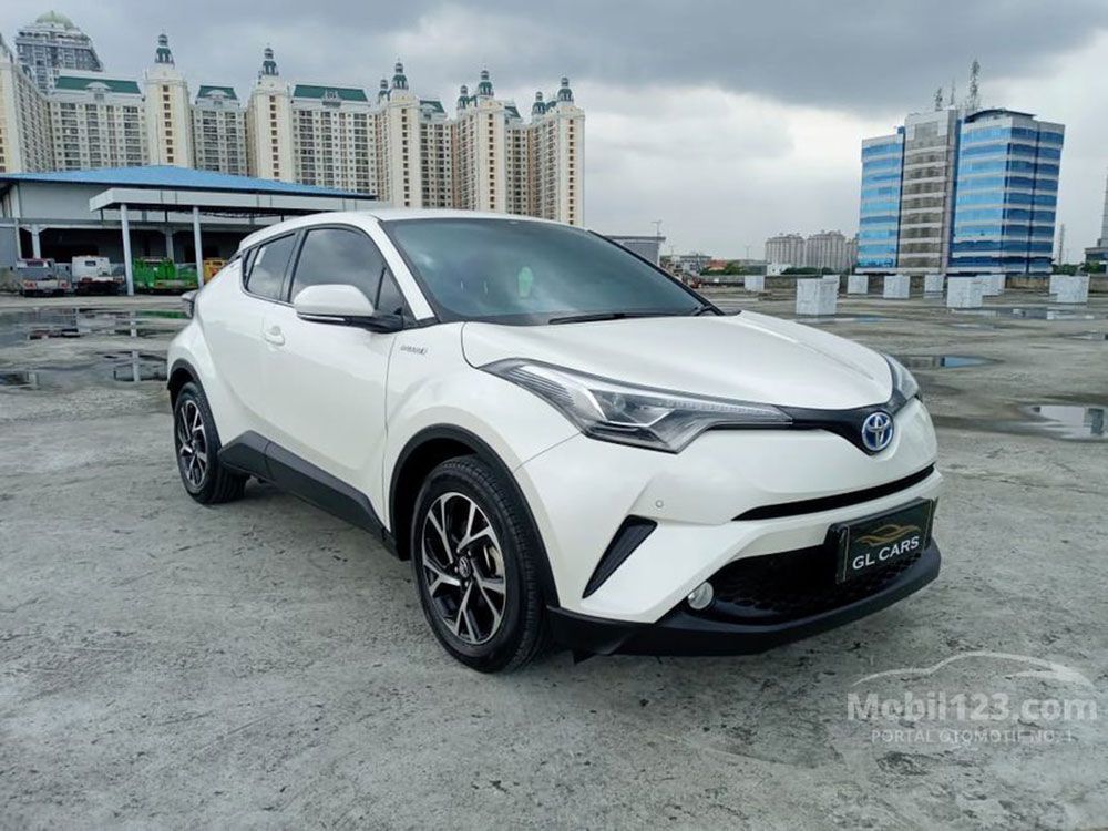 Toyota C-HR Bekas 2019 Hybrid, Harganya Sudah Lebih Murah Rp 96 Juta ...