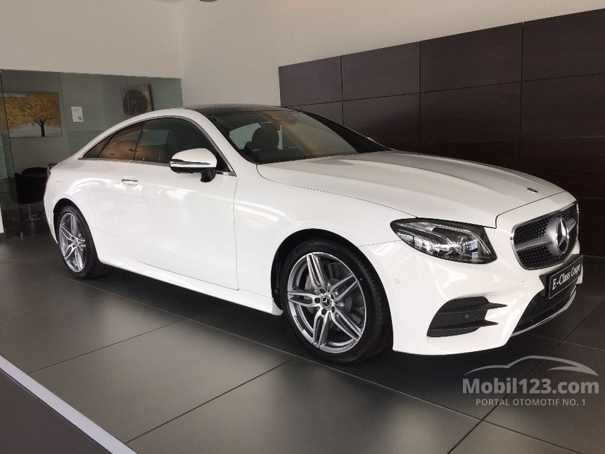 Jual Mobil Mercedes-Benz E300 2019 AMG Line 2.0 di Jawa Barat Automatic ...