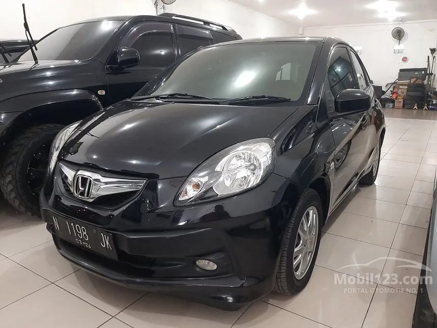 Jual Mobil Honda Brio 2014 E 1.2 di Jawa Timur Automatic Hatchback ...
