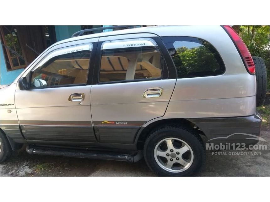 Jual Mobil Daihatsu Taruna 2000 CSX 1.5 di Jawa Timur Manual SUV Abu ...