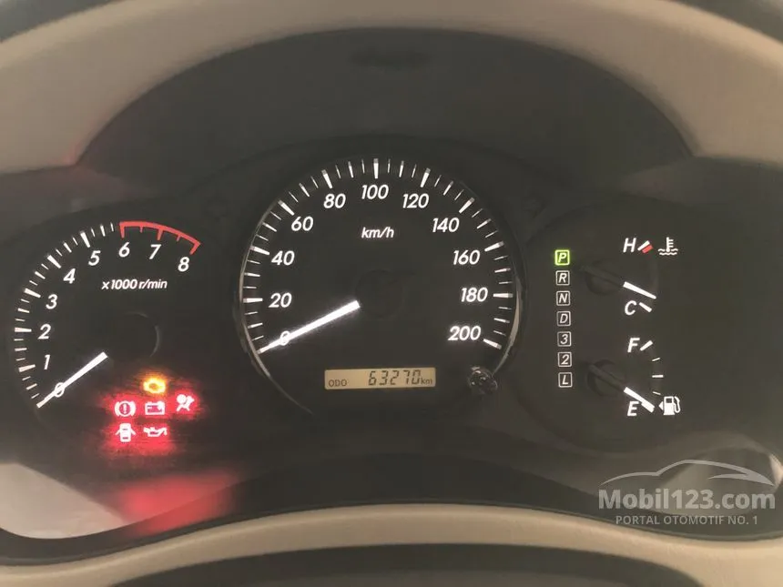 Jual Mobil Toyota Kijang Innova 2015 G 2.0 di Jawa Timur Automatic MPV ...