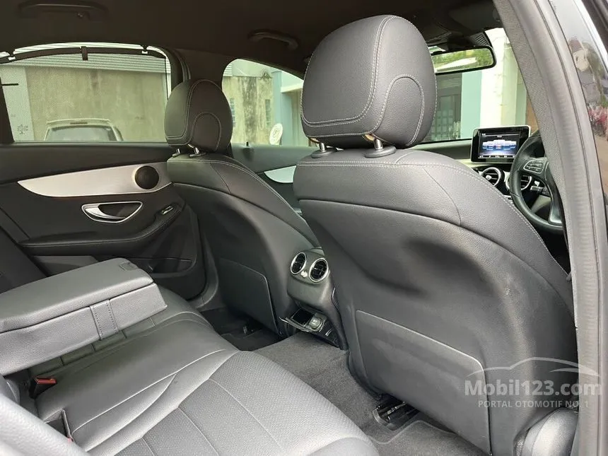 Jual Mobil Mercedes-Benz C200 2018 AMG 2.0 di DKI Jakarta Automatic ...