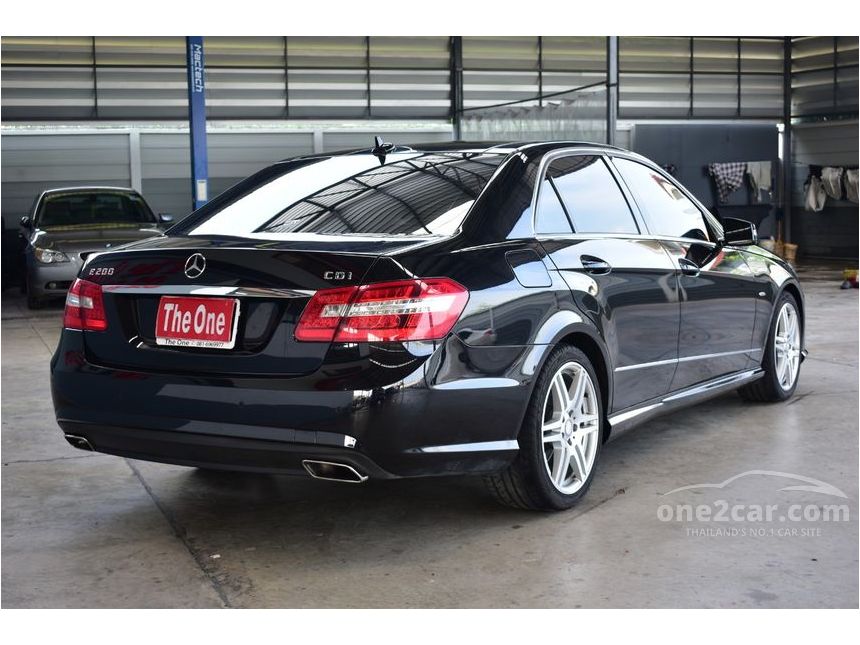 Mercedes-Benz E200 CDI 2012 2.1 in กรุงเทพและปริมณฑล Automatic Sedan สี ...