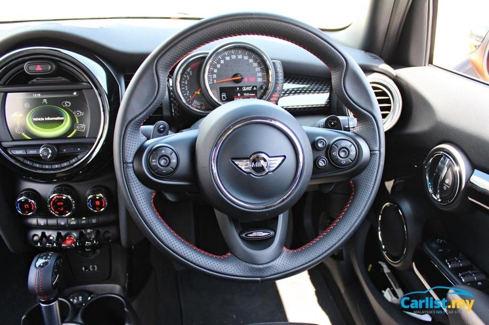 Review: MINI Cooper S 5-door (F55) – Fun, But Its Newer Siblings Are ...