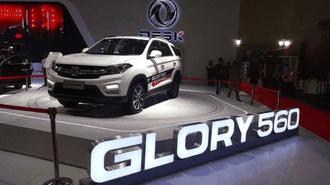 Harga DFSK Glory 560 yang Mengejutkan Diumumkan dalam Telkomsel IIMS 2019 - Berita Otomotif ...