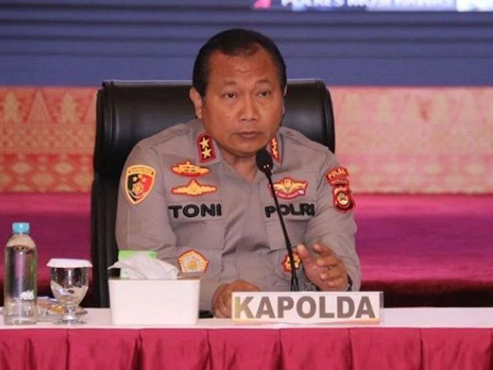 Teddy Minahasa Koleksi Harley, Motor Kapolda Jatim Baru Toni Harmanto ...