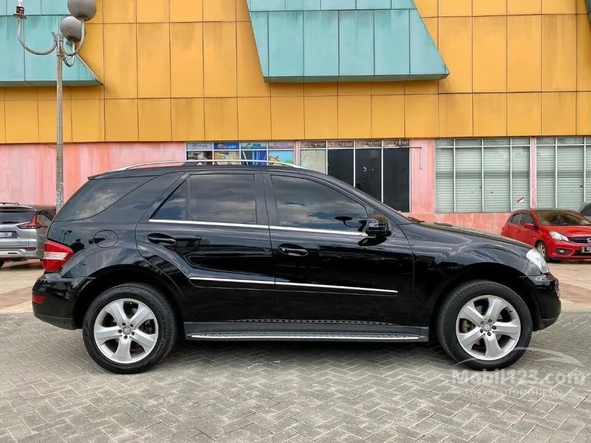 Jual Mobil Mercedes-Benz ML300 2011 4MATIC 3.0 di DKI Jakarta Automatic Wagon Hitam Rp 325.000. ...