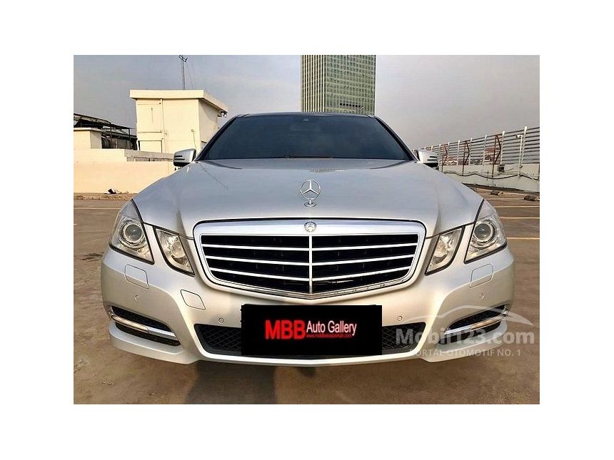 Jual Mobil Mercedes-Benz E300 2011 Avantgarde AMG 3.0 di DKI Jakarta ...
