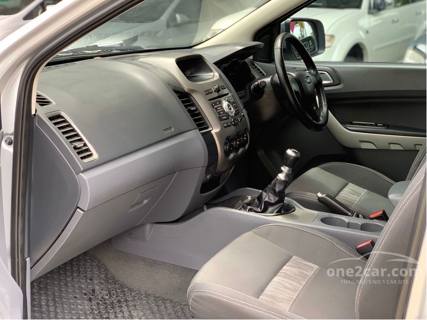 Ford Ranger 2015 XLT 2.2 in กรุงเทพและปริมณฑล Manual Pickup สีเทา for ...