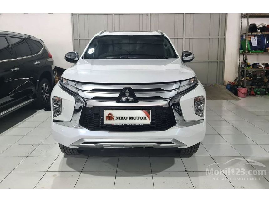 Jual Mobil Mitsubishi Pajero Sport 2022 Dakar Ultimate 2.4 di Jawa ...