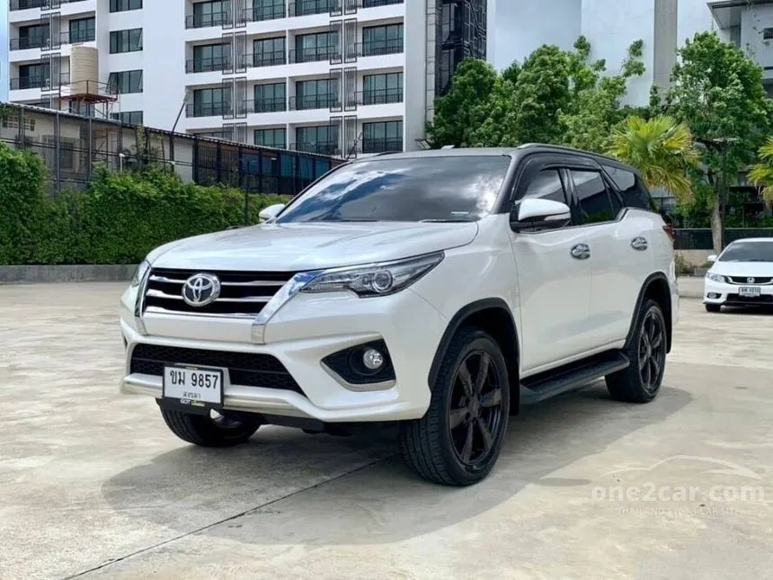 2017 Toyota Fortuner 2.8 (ปี 15-21) TRD Sportivo SUV for sale on One2car
