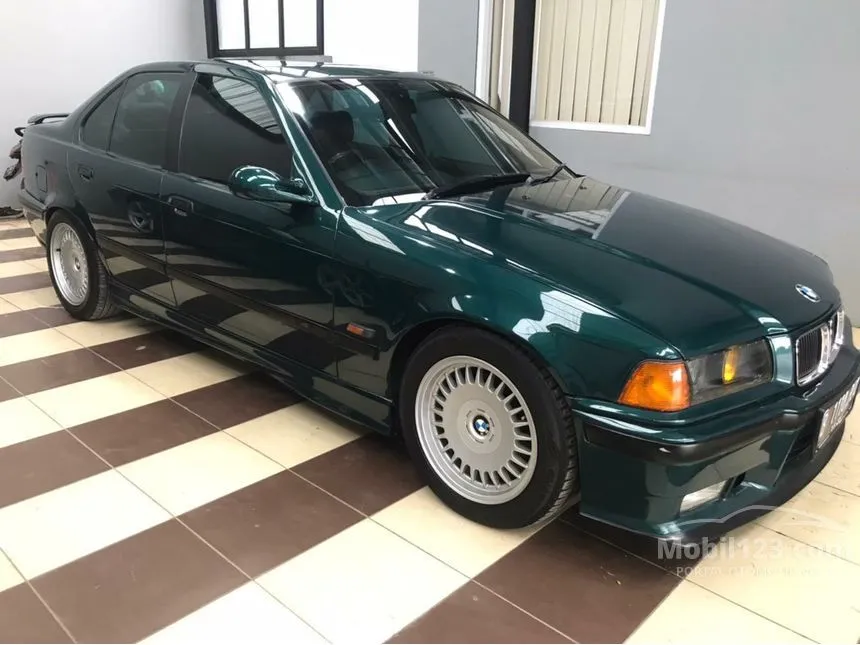 Jual Mobil BMW 320i 1996 E36 2.0 2.0 di Jawa Barat Automatic Sedan ...