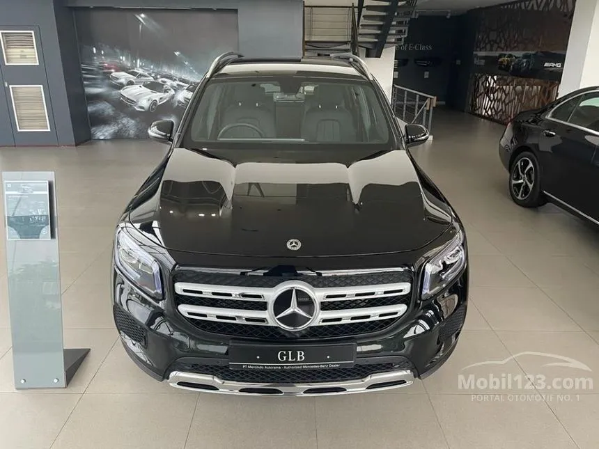 Jual Mobil Mercedes-Benz GLB200 2022 Progressive Line 1.3 di DKI ...