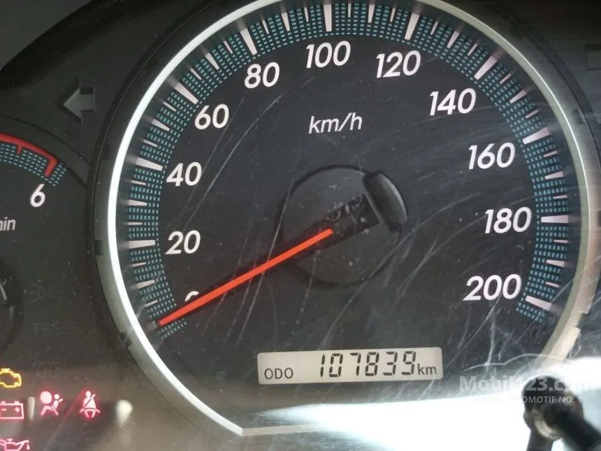 Jual Mobil Toyota Kijang Innova 2014 V 2.5 di Jawa Timur Automatic MPV ...