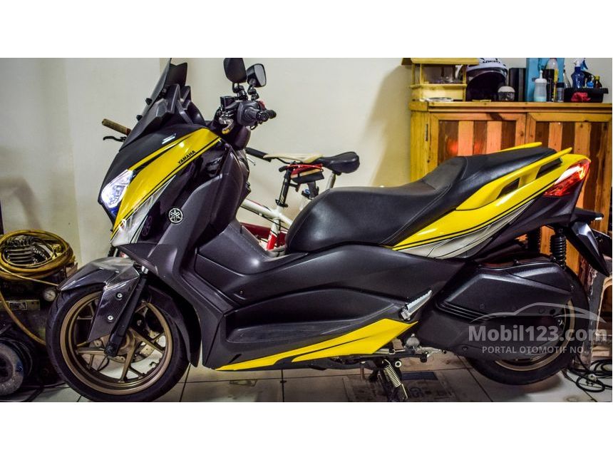 Jual Motor Yamaha X-MAX 2017 0.3 di Jawa Barat Automatic Others Kuning ...