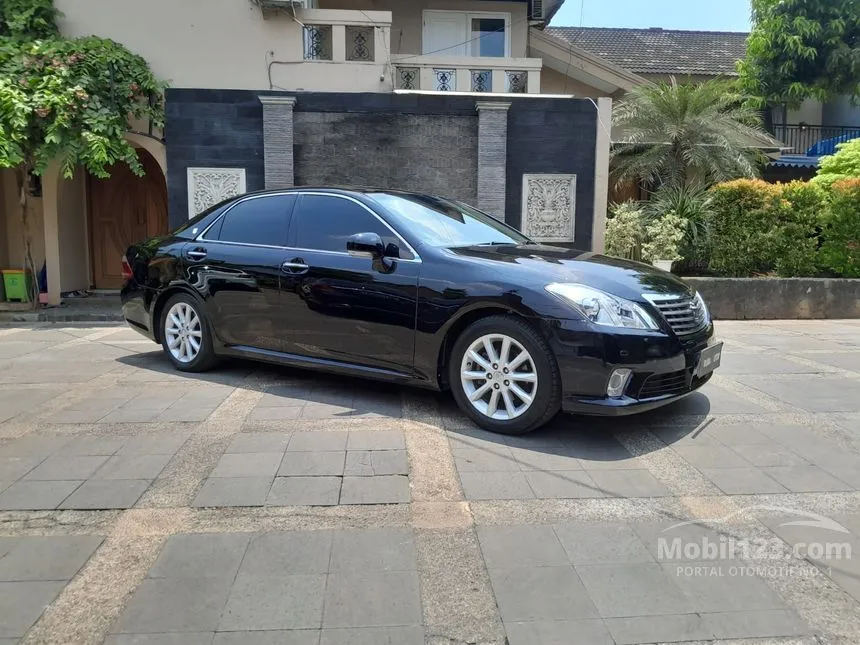 Jual Mobil Toyota Crown 2012 Royal Saloon 3.0 di DKI Jakarta Automatic ...