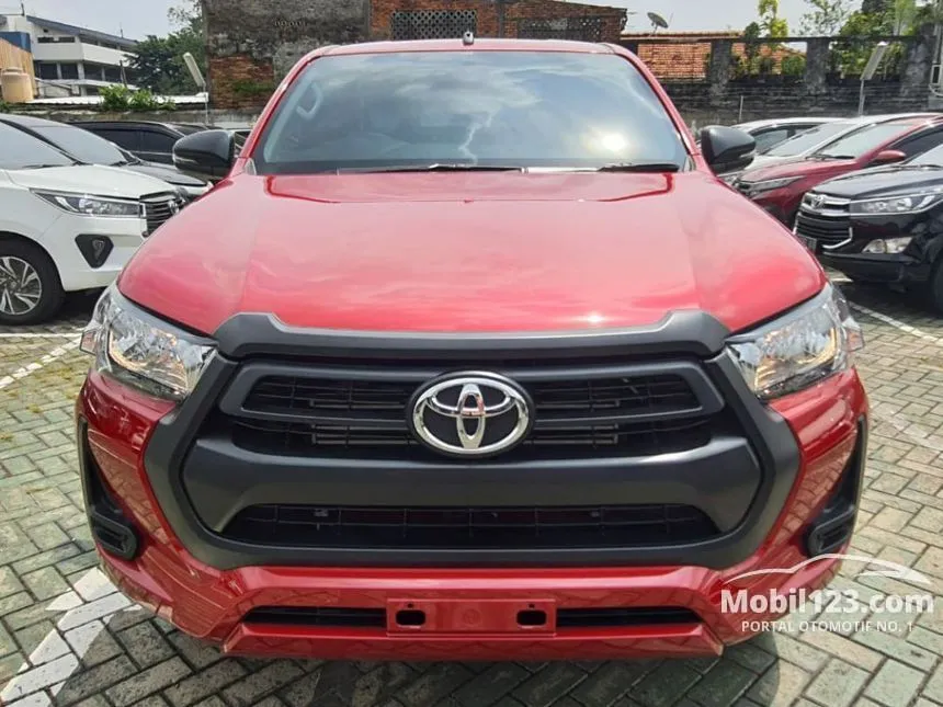 Jual Mobil Toyota Hilux 2021 E 2.4 di Banten Manual Pick-up Merah Rp ...