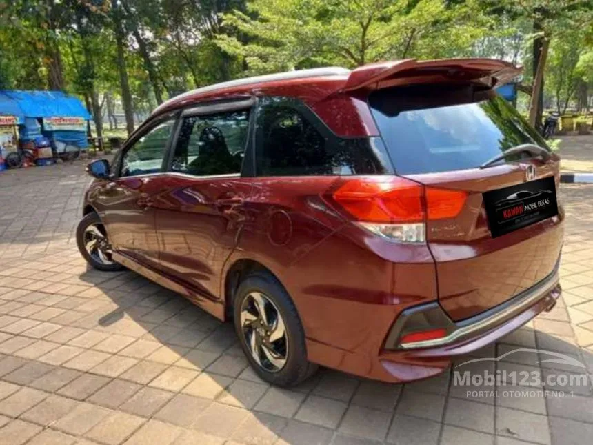 Jual Mobil Honda Mobilio 2015 RS 1.5 di DKI Jakarta Automatic MPV Merah ...