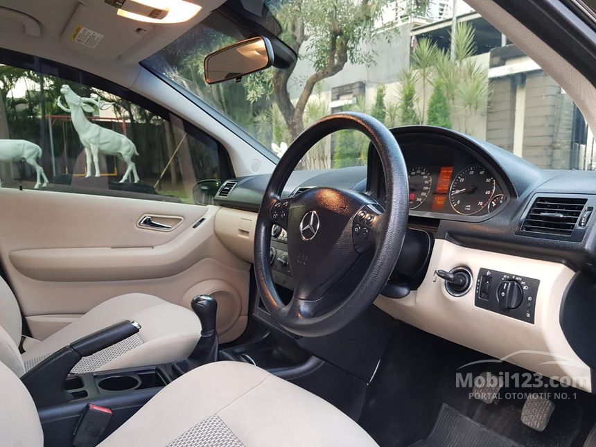 Jual Mobil Mercedes-Benz A150 2006 1.5 di Jawa Timur Automatic ...
