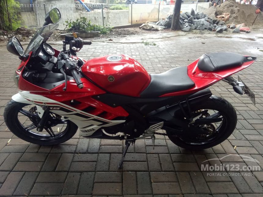 Jual Motor Yamaha YZF R15 2015 150 0.2 di Jawa Barat Manual Sport Bike ...