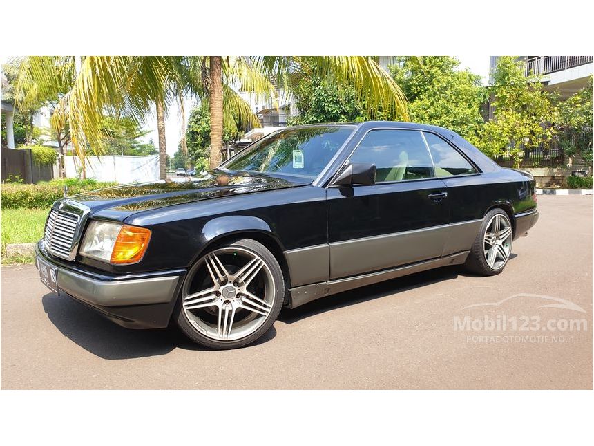 Jual Mobil Mercedes-Benz 300CE 1989 C124 3.0 di Banten Manual Others ...