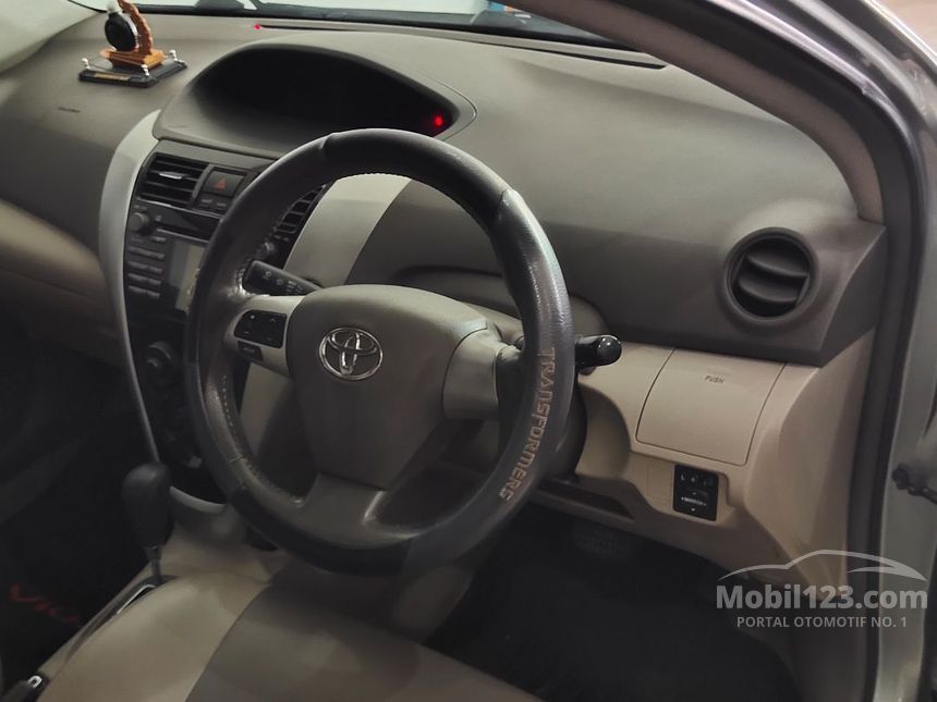 Jual Mobil Toyota Vios 2012 G 1.5 di Jawa Timur Automatic Sedan Silver ...