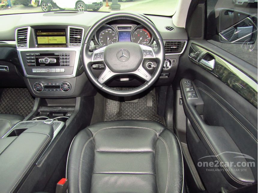 Mercedes-Benz ML250 CDI 2012 2.1 in กรุงเทพและปริมณฑล Automatic SUV สี ...