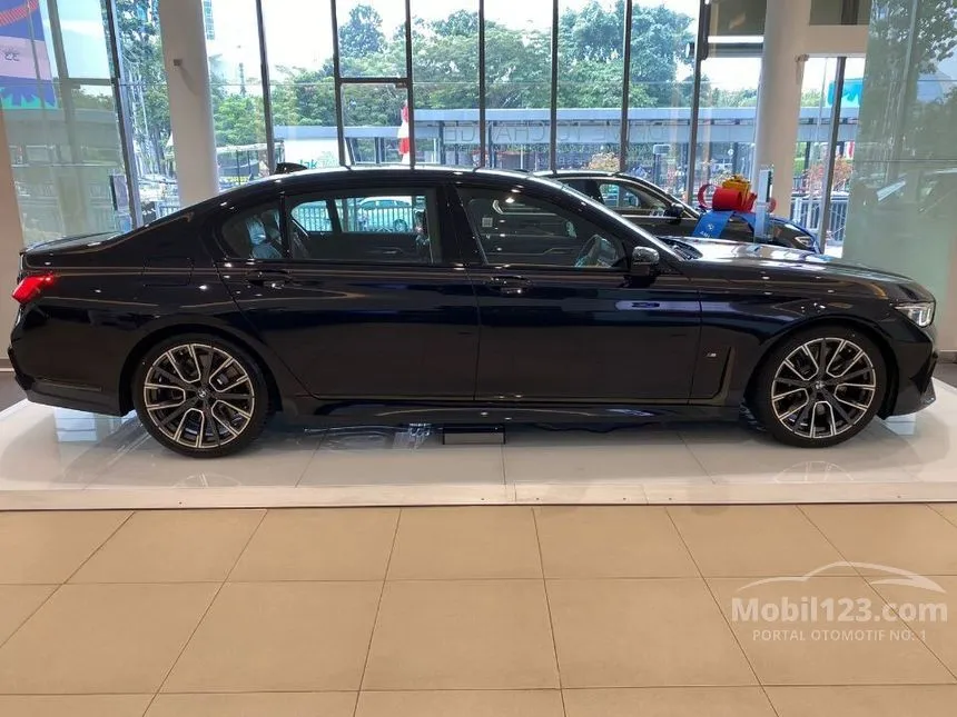 Jual Mobil BMW 730Li 2022 M Sport 2.0 di DKI Jakarta Automatic Sedan Hitam Rp 2.170.000.000 ...