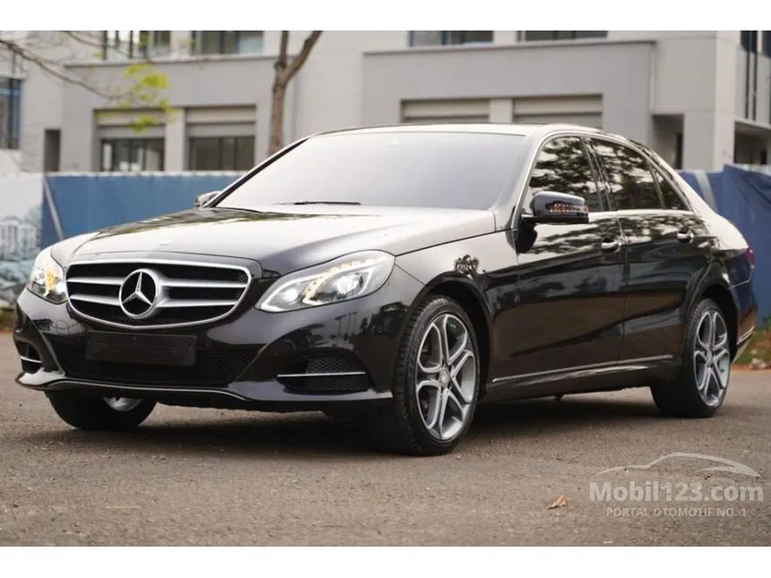 Jual Mobil Mercedes-Benz E250 2015 Avantgarde 2.0 di DKI Jakarta Automatic Sedan Hitam Rp 458. ...