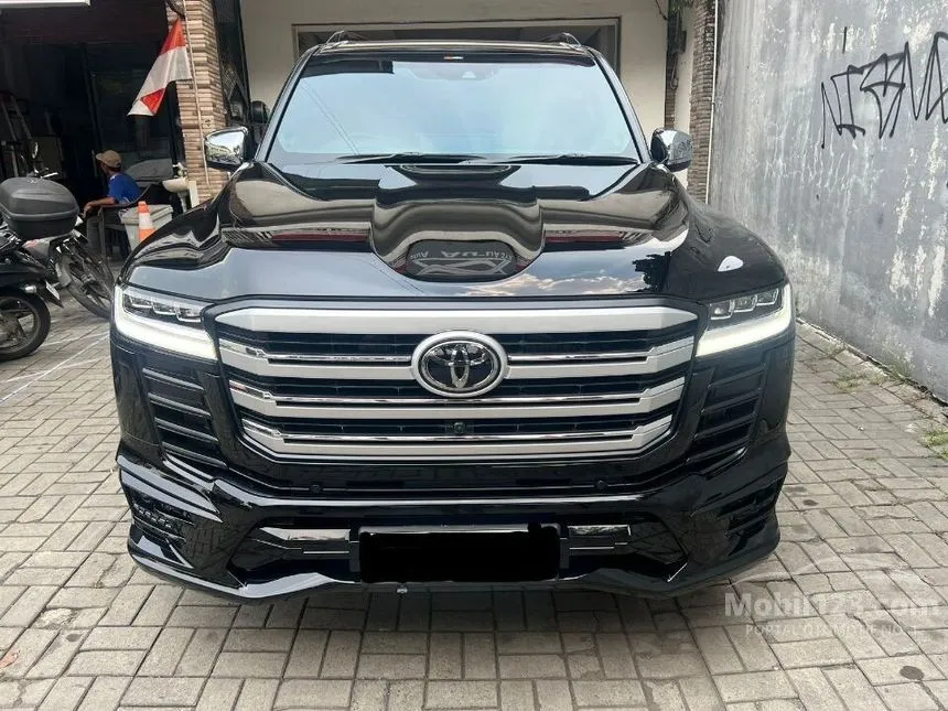 Jual Mobil Toyota Land Cruiser 2023 VX-R 70th Anniversary 3.3 di Banten Automatic SUV Hitam Rp 2 ...