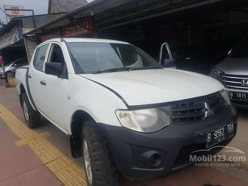 Jual Mobil Mitsubishi Strada Triton 2012 HD-X 2.8 di DKI Jakarta Manual ...