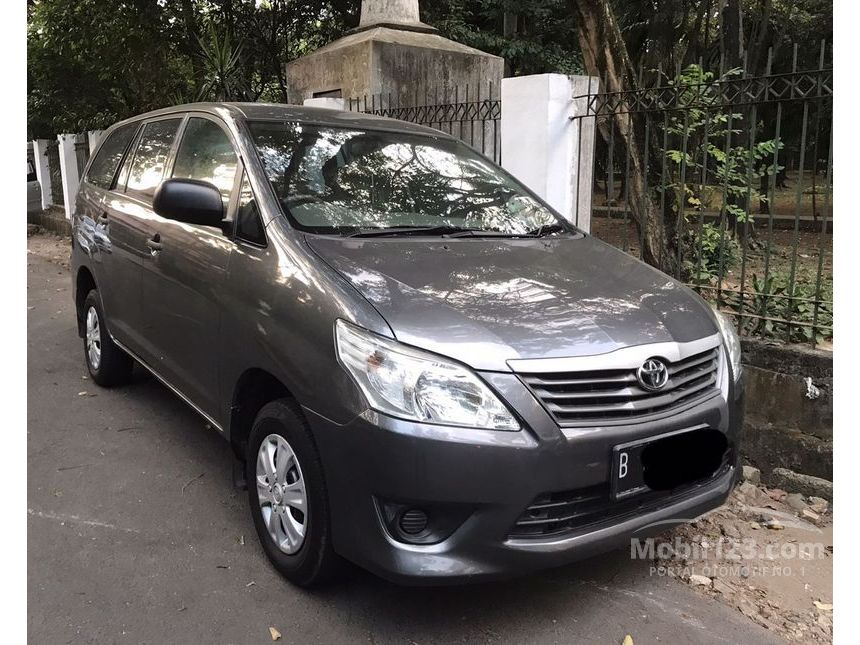 Jual Mobil Toyota Kijang Innova 2011 J 2.0 di DKI Jakarta Manual MPV ...