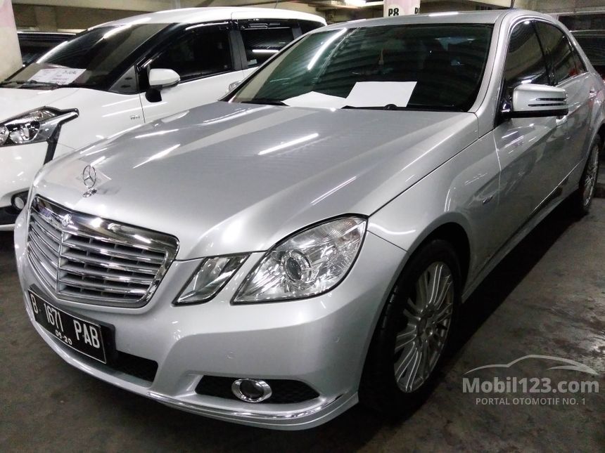 Jual Mobil Mercedes-Benz E250 2010 CGI Avantgarde 1.8 di DKI Jakarta Automatic Sedan Silver Rp ...